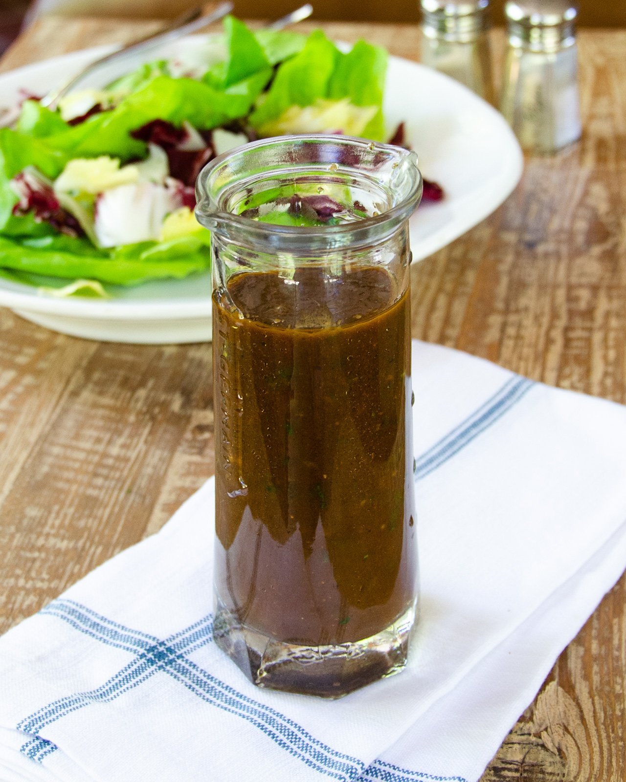 Simple Vinaigrette | Blue Jean Chef - Meredith Laurence
