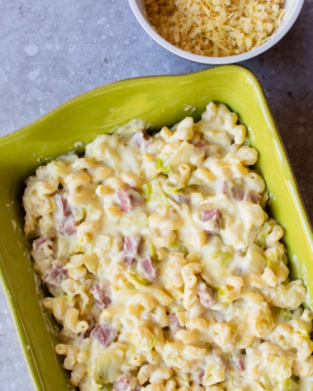 Irish Cheddar Mac and Cheese | Blue Jean Chef - Meredith Laurence