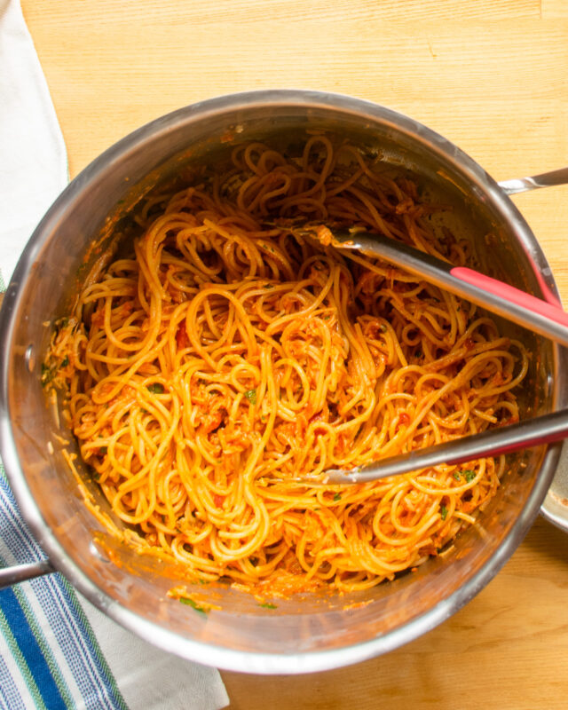 Spaghetti Sliders | Blue Jean Chef - Meredith Laurence